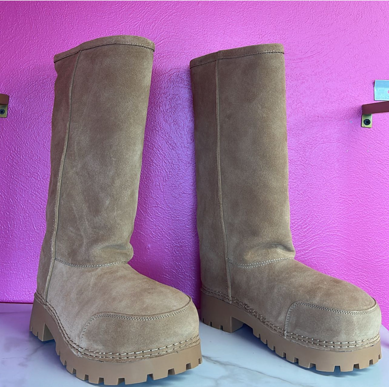 BIG BOOTS – Only One Collection